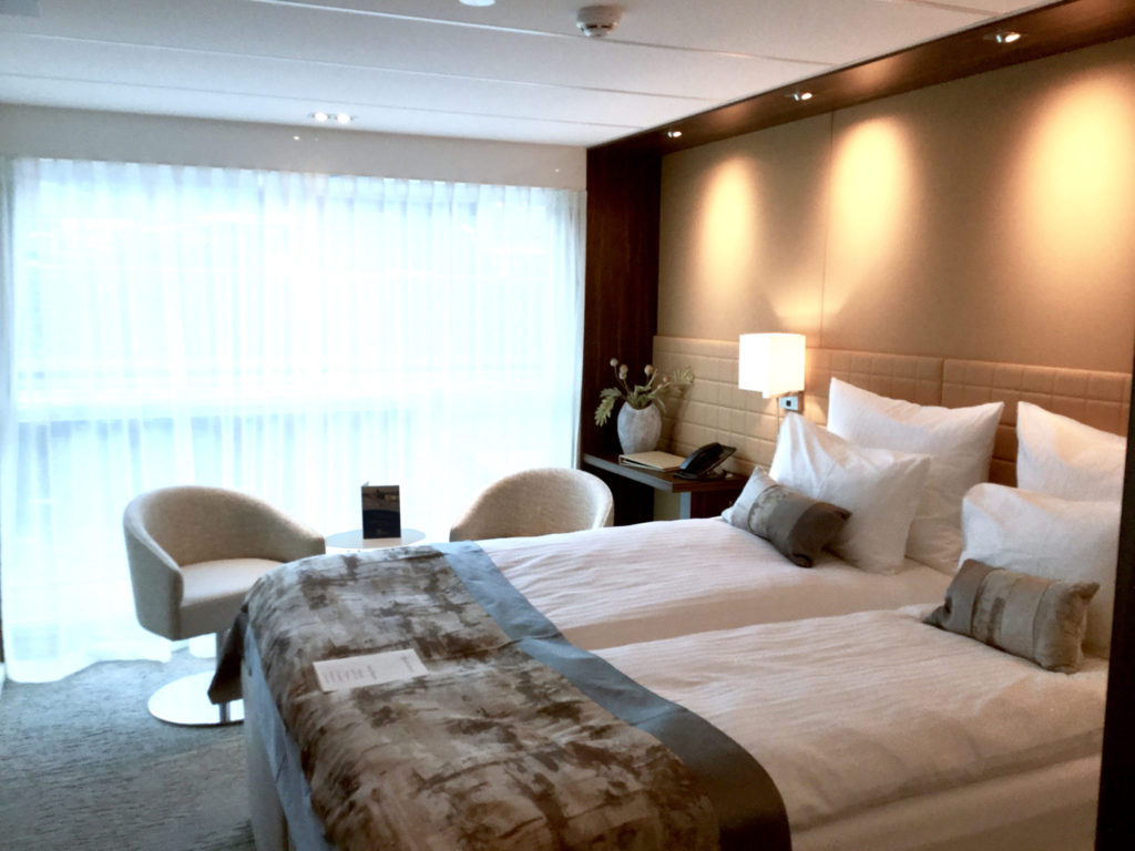 River Cruises - Luxury Cruise Ships - The Amadeus Queen